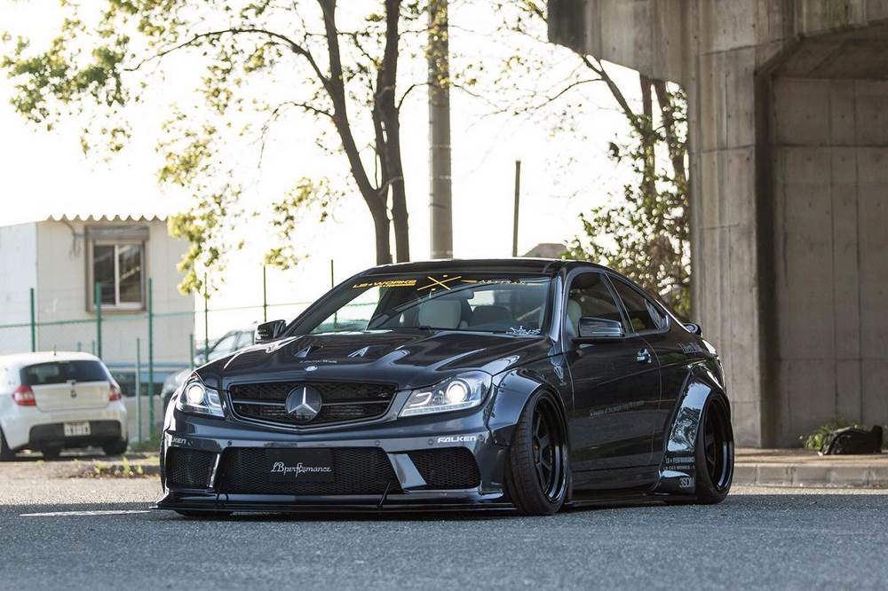 Liberty Walk Works Mercedes C63 (W204) Complete Body Kit (FRP) (2007 ...